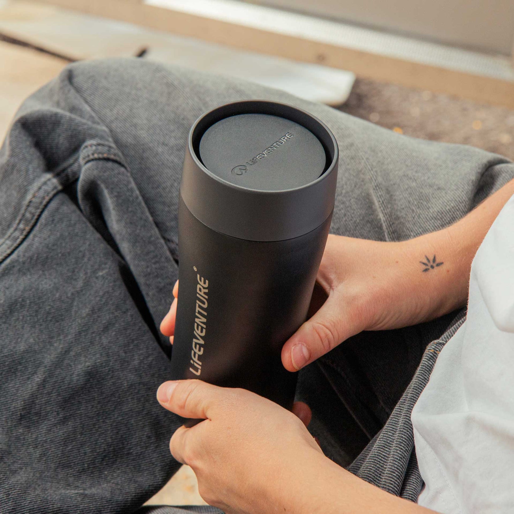 One-Touch Thermal Mug | Lifeventure